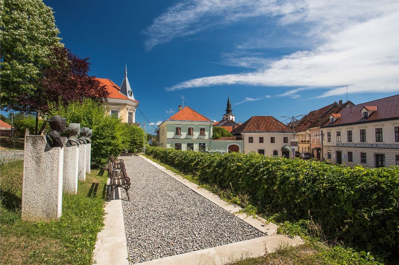 Metlika - Bela krajina kliče na potep
